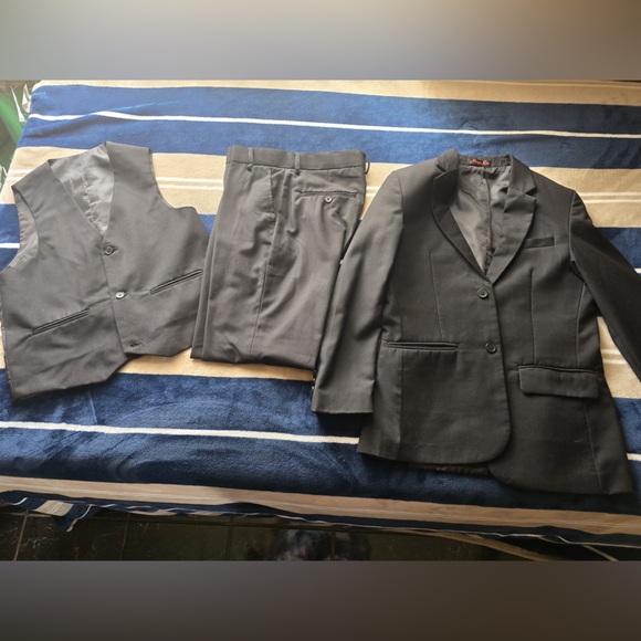 Megan Kids | Matching Sets | Euc Kids Black Formal Suit Set 3piece ...